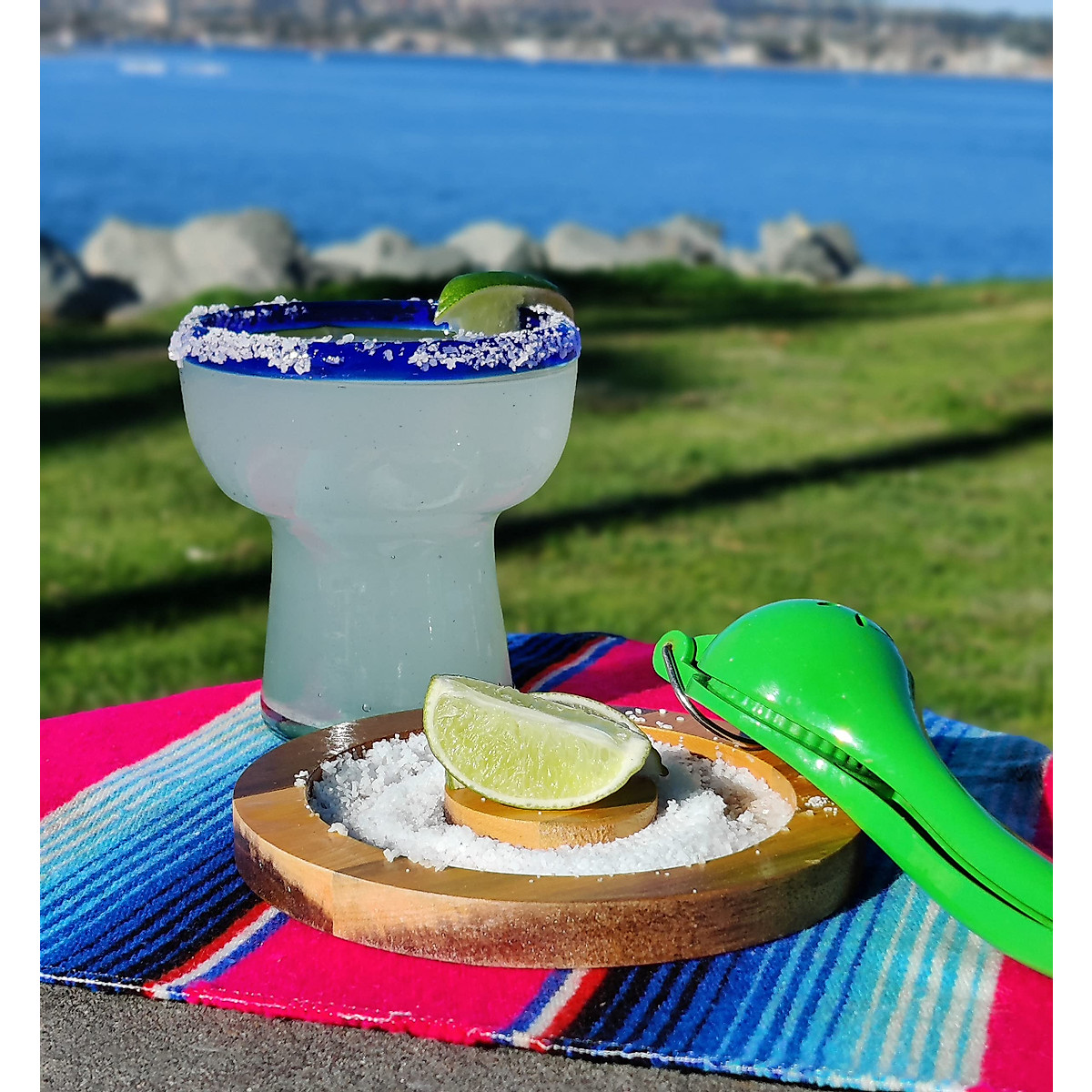 Dos Sueños Mexican Hand Blown Glass – Set of 4 Hand Blown Stemless Blue Rim Margarita Glasses (14oz)