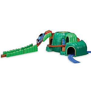 Tomy Thomas The Tank Engine pounding Mountain Set