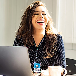 Puppy Dog Paw Lanyards for Id Badges, Cute Retractable ID Badge Holder with Detachable Lanyard, Fashionable Badge Reel Heavy Duty with 360 Degrees Rotate Carabiner Clip, Nurse Teacher Office Gifts