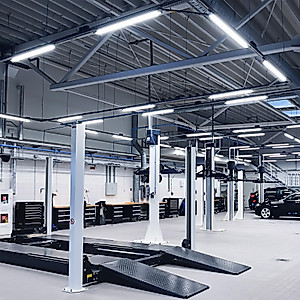 BRILLIHOOD LED Vapor Proof 4ft Light Fixture, 36 Watt, 4000lm, 6000K (Bright White), Clear Cover, IP65 Waterproof 4' Long Overhead Shop Light, Indoor/Outdoor Lighting, 1-Pack