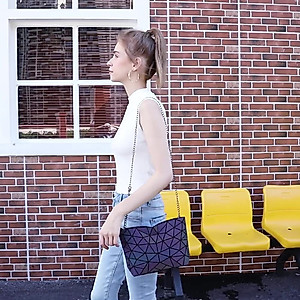 DIOMO Geometric Luminous Purses and Handbags for Women Holographic Reflactive Crossbody Bag (Green X)