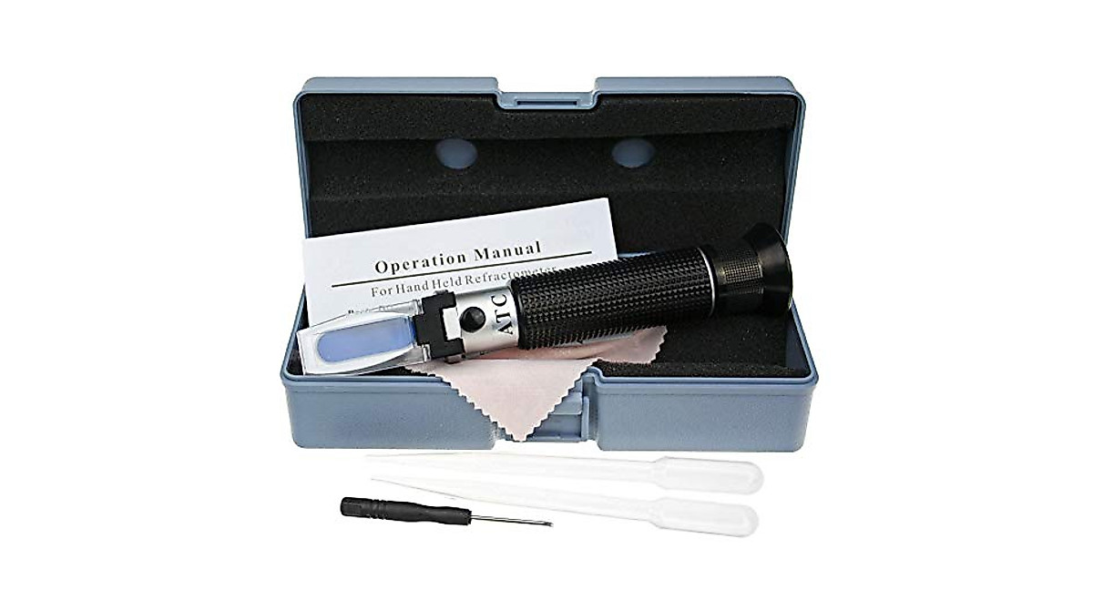 Salinity Refractometer for Marine Aquariums - 0-100 PPT