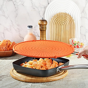 Splatter Guards for Frying, Ohola Grease Splatter Guard, Heat- Resistant Splatter Screen for Frying Pan, Silicone Splatter Guard Screen for Cooking, BPA Free and Dishwasher Safe (Stylish Orange)
