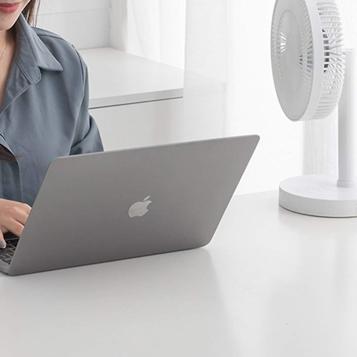 AIYoo USB Desk Fan with 4 Speeds 90° Head Pivot, Fast Air Circulating USB Fan for Better Cooling Quiet Electric Fan/Stroller Fan/Portable Personal Fan for Desktop Office Car Outdoor Travel Camping Fan
