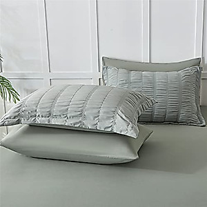 KAKIJUMN Sage Green Comforter Set Full Size, 7 Piece Bed in a Bag Seersucker Comforter and Sheet Set, All Season Soft Microfiber Complete Bedding Set(Green,Full)