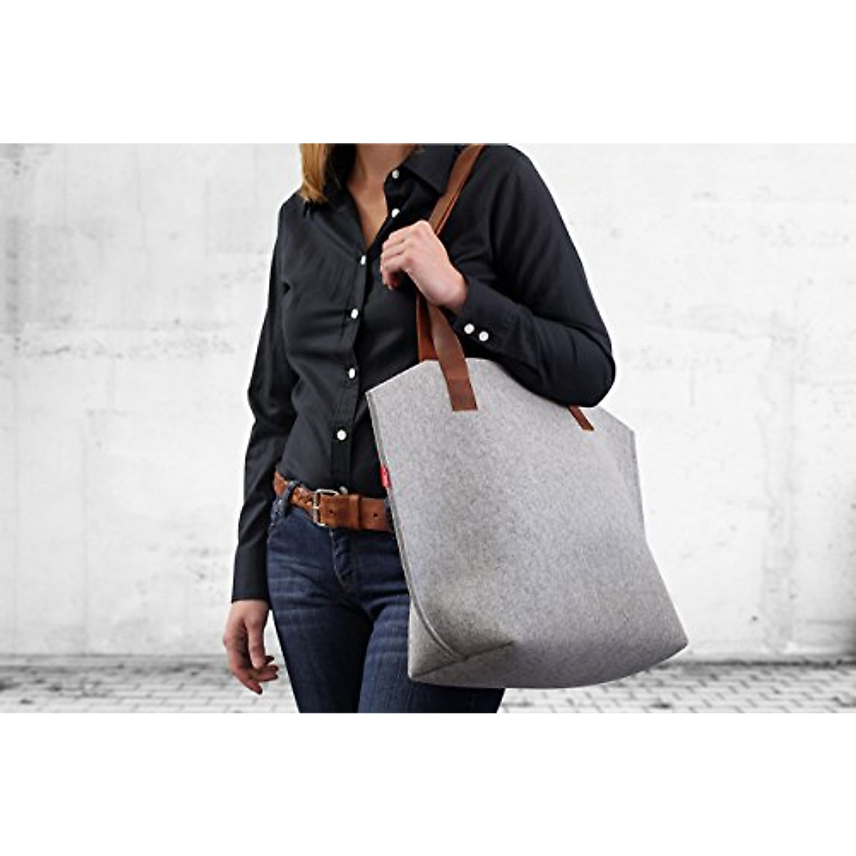 Pack & Smooch York Carryall Tote Bag for Women - Made with 100% Merino Wool and Vegetable Tanned Leather Strap (Grey/Light Brown)