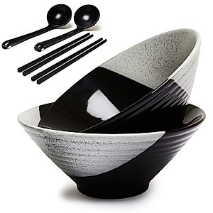 Superly Ceramic Ramen Bowl Set - Japanese Noodle Bowl with Chopsticks and Spoon - Large 60 Oz Bowls - Cute Asian Bowls for Udon, Vietnamese Pho - Soup Bowl with Unglazed Bottom and Screw Thread Design