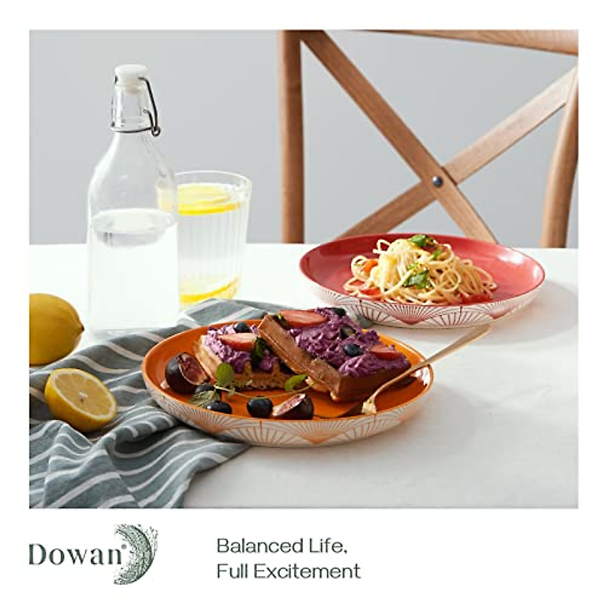 DOWAN 8.5'' Pasta Bowls, Ceramic Dinner Plates Salad Bowls Set of 4, Colorful Shallows Bowls, Large Size Serving Bowls for Christmas, Wedding Party, Ideal Gift