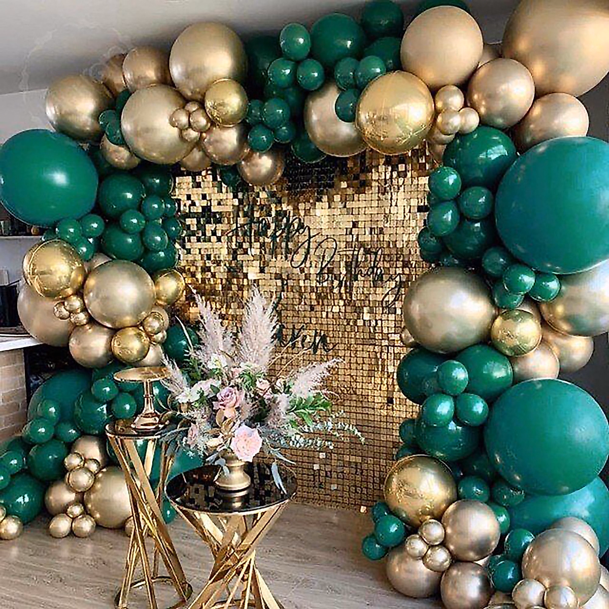 MOMOSHERO 137Pcs Green and Gold Balloons Arch Garland Kit, Dark Emerald Green Hunter Forest Sage Green Metallic Gold Balloon for Birthday Wedding Christmas Jungle Safari Baby Shower Party Decorations