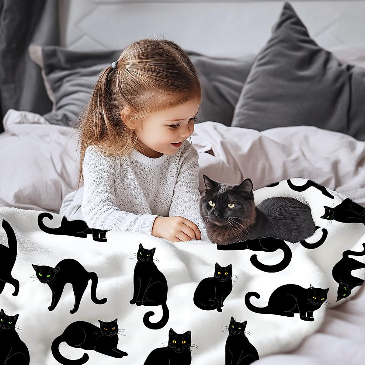 Black Cats Blanket Throw Super Soft and Cozy Blankets for Home Decoration, Couch, Bed, Sofa 50"x40" Small for Kids for All Seasons