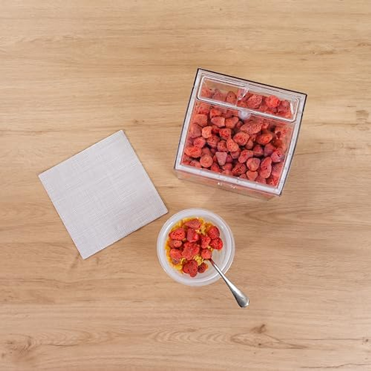 Restaurantware Met Lux 1.6 Gallon Food Storage Container, 1 Airtight Treat Box - With Scoop, Holds Up To 25 Cups, Clear Plastic Cereal Container With Lid, For Kitchen Or Pantry Organization