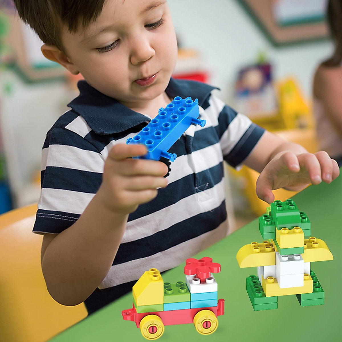 Cutedeer 258 Piece Classic Big Building Blocks Set for Kids Toddlers Compatible with All Major Brands, Large Building Bricks STEM Toys with Gift Box for All Ages Boys Girls