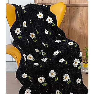 2x100gr Soft Velvet Chenille Blanket Yarn for Crocheting and Knitting Crochet Amigurumi Yarn Super Bulky (Yellow)