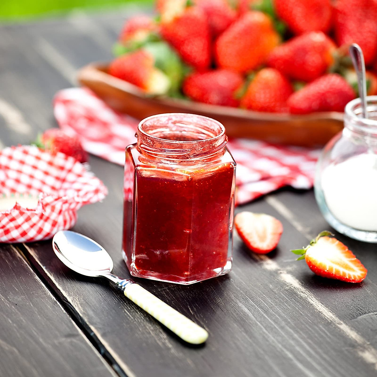 BIGIVACA 3 Ounce Hexagonal Mini Glass Honey Jar with Wooden Dips, 30 Honey Jars with Gold Lid, Bee Pendant, Jute, 35 Bees Stickers, Great for Baby Showers, Party Gifts, Wedding Gifts