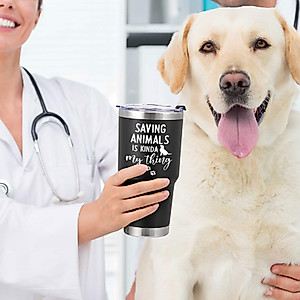 Lifecapido Vet Tech Gifts, Veterinarian Gifts, Saving Animals Is Kinda My Thing 30oz Tumbler with Veterinarian Keychain, Vet Tech Week Gifts Christmas Gifts for Veterinarian Technologists, Black
