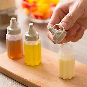 4pcs Mini Size Jam Squeeze Bottle with Lid Sauce Seasoning Box Portable Spices Storage Container(Squeeze Bottle)