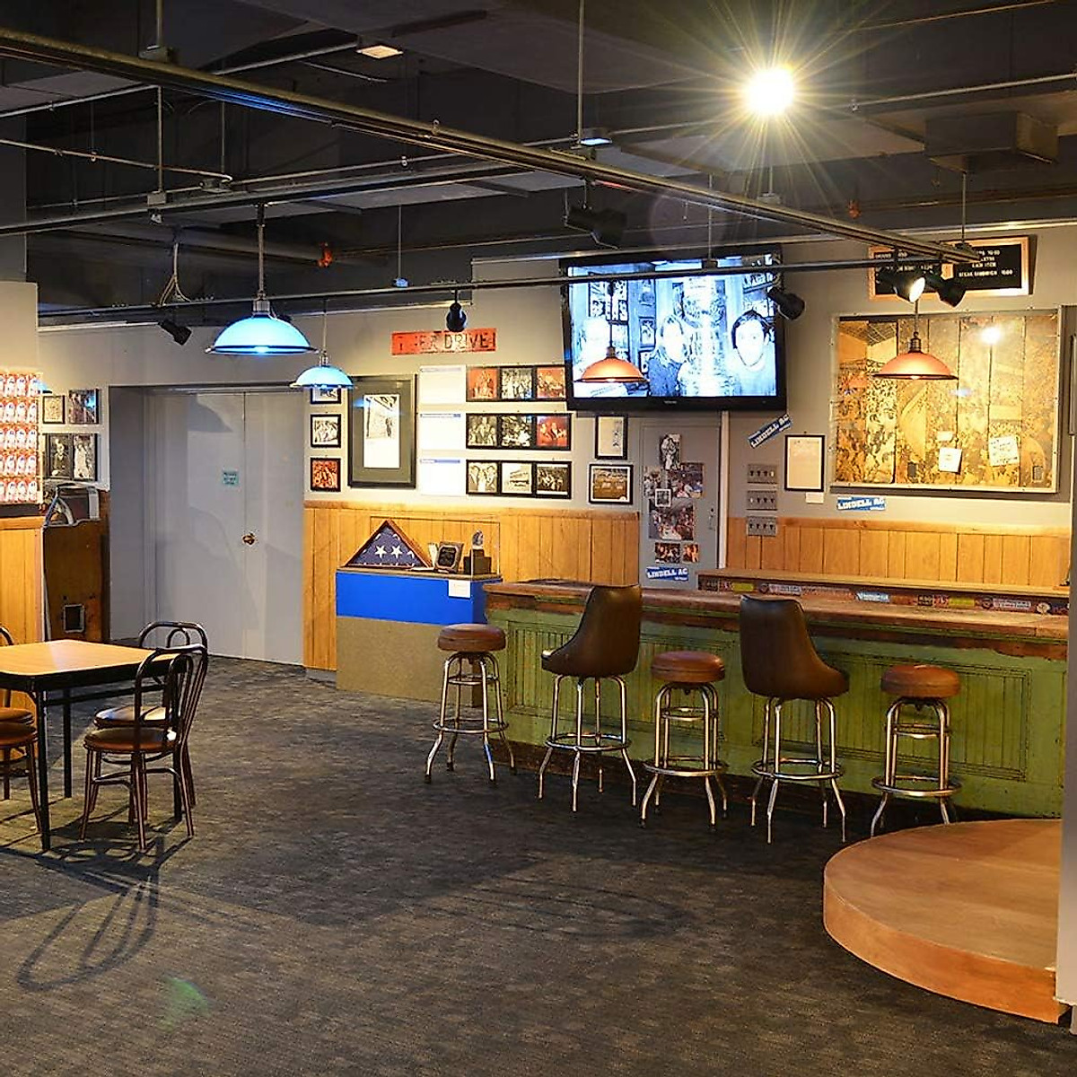 Vinaco Par30 Short Neck, 6pcs PAR30 75W 120V Light Bulbs, Dimmable. Premium Quality for Long Lasting Life, E26 Base, 3000K Warm White, par30 Flood Light Great for Accent Lighting, Tracking Light