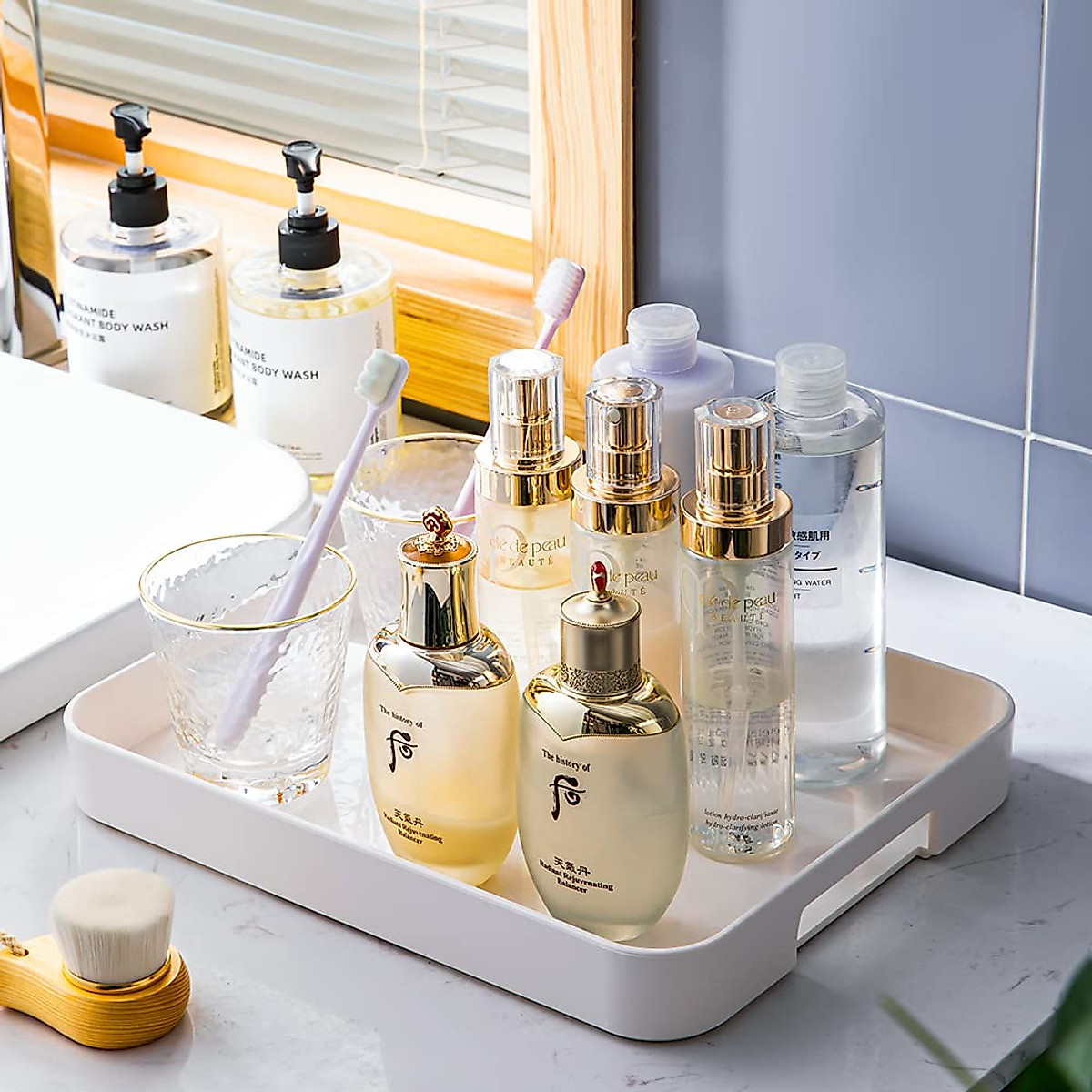 Plastic Serving Tray with Handles Rectangular in White 12.99inchx10.24Inch, Breakfast Tray Reusable Charcuterie, Food, Snack, Dessert Platters, Used in Bedroom, Kitchen, Living Room, Bathroom…