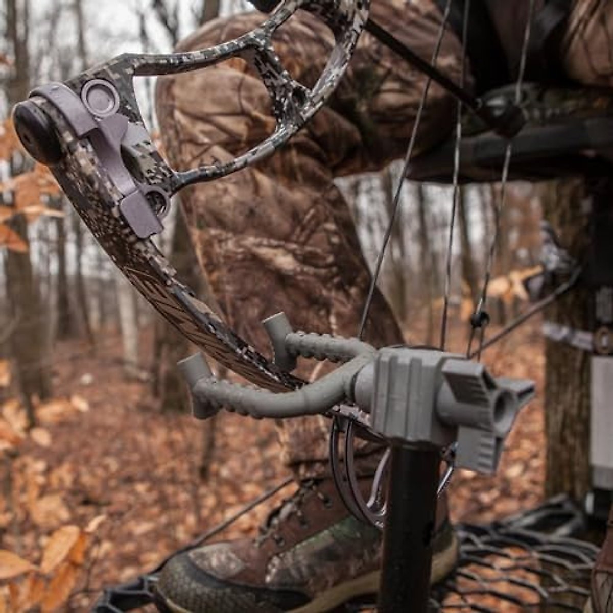 HAWK Limb Grip Hunting Treestands Portable Easy-To-Install Secure Bow Holder with 360-Degree Rotating Silent-Grip Limb Fork Weight Rating 8.5 Lbs