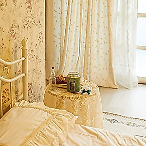 Decorlife 22 oz Scented Candles, Large Balsam & Cedar Christmas Candles with 2 Wicks, Strong Smelling and 110 Hours Long Lasting Time, 2-Pack