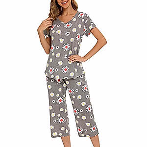 ENJOYNIGHT Women's Pajama Short Sleeve Sets Top with Capri Pants Sleepwear Sets Loungewear(X-Large,Flower)
