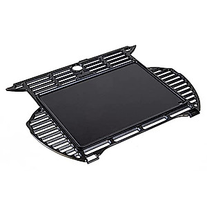 nomadiQ Portable Gas Grill + Forest Green Protective Sleeve + Griddle