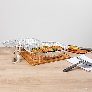 Restaurantware-Foil Lux 17.9 x 14.2 x 3.3 Inch Oval Roasting Pans, 10 Oven-Ready Foil Pans - Freezable, Heavy-Duty, Aluminum Foil Disposable Baking Pans, For Cooking Turkey, Chicken, And More