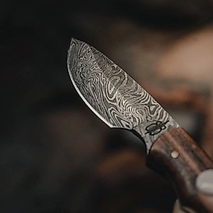 BucknBear Handmade Mini Hunter Damascus Steel Walnutwood Handle
