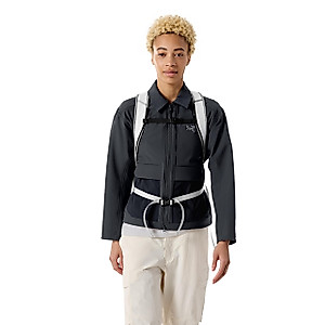 Arc'teryx Mantis 16 Backpack | Sleek Compact 16L Daypack | Relic/Bitters, One Size