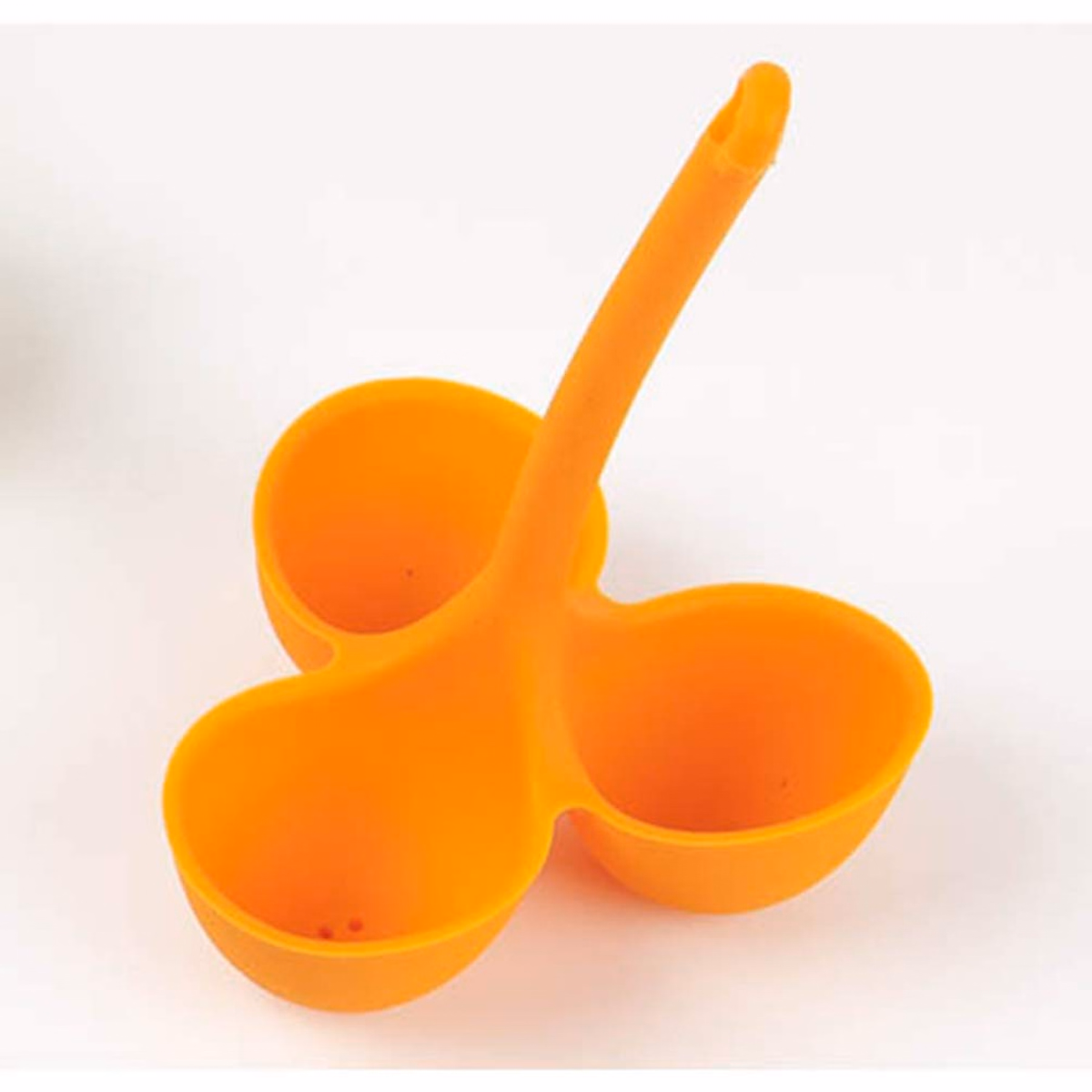 Cabilock 3pcs Egg Poaching Cups Silicone Egg Poacher Holder Microwave Stovetop Egg Poacher Rack for Home Kitchen (Random Color)