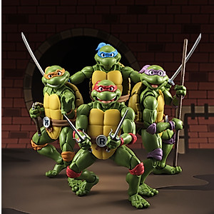 Bandai TAMASHII NATIONS S.H. Figuarts Leonardo "Teenage Mutant Ninja Turtles" Action Figure, 6 inches (BAN06450)