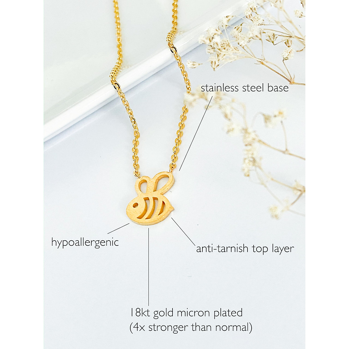 Altitude Boutique Bumble Bee Necklace, Honey Bee Necklace MotherÍs Day, Birthday, Engagement, ValentineÍs Day, Anniversary (Gold)
