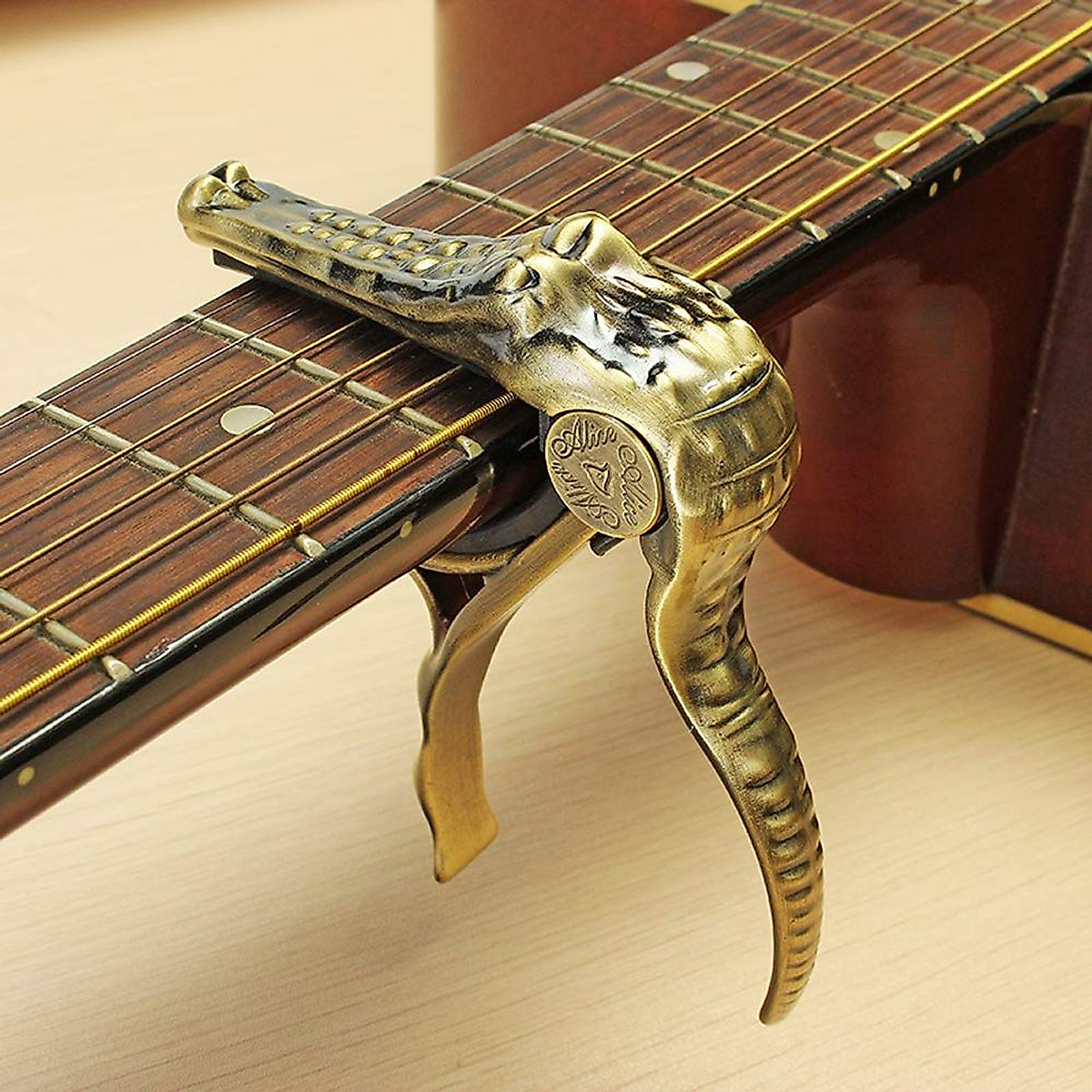 Alice A007G/BR Aluminum Alloy Bronze Alligator Shape Acoustic Guitar Capo