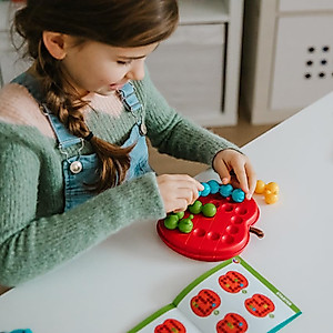 SmartGames Apple Twist Travel Puzzle Game with 60 Challenges for Ages 5 - Adult