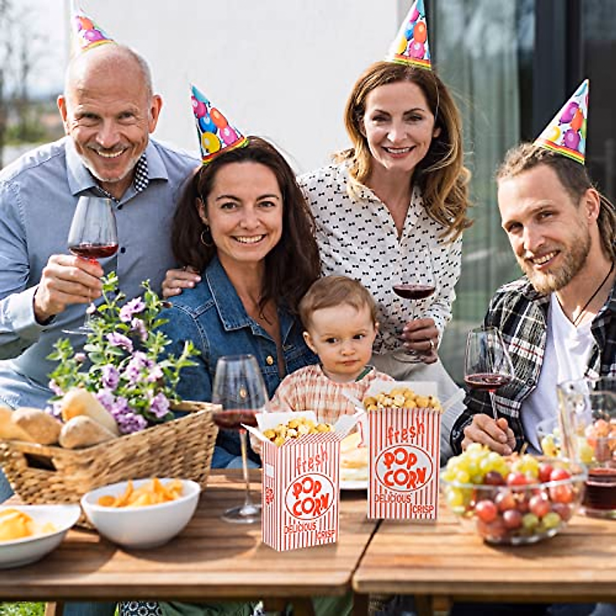 Riosy 200 Pieces Popcorn Boxes Red and White Popcorn Containers Bulk Close Top Paper Popcorn Box Party Favor for Movie Parties and Theater Night, 6 x 4 x 2 Inch