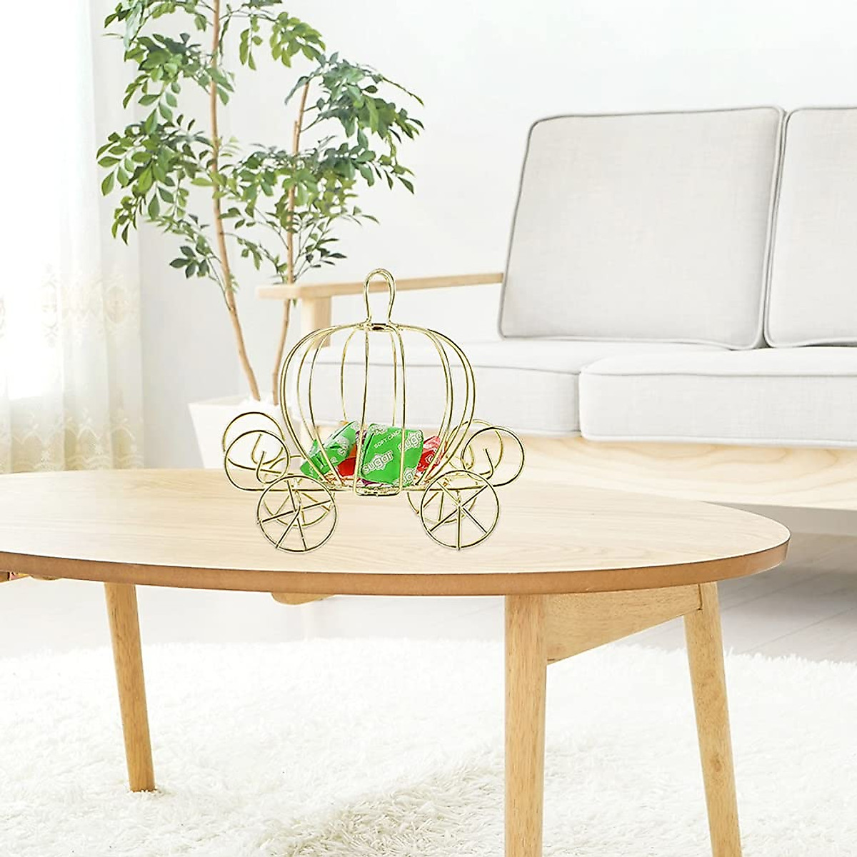 NUOBESTY 4pcs Carriage Centerpiece Metal Wire White Princess Carriage Figurine Candy Box for Wedding Party