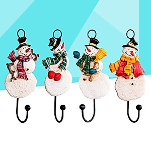 FOMIYES 4PCS Christmas Wall Hooks Snowman Coat Bath Towel Hanger Racks Hat Holders Hanging Door Key Holder Hooks for Bathroom Kitchen Decoration