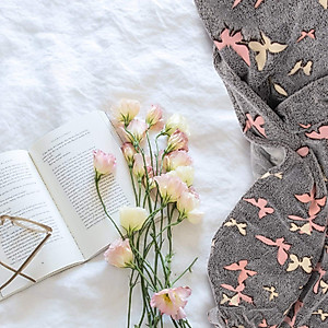 Glow in The Dark Throw Blanket,Super Soft Warm Cozy Fuzzy Plush Butterfly Pattern Blanket for Halloween Christmas Teens Kids Girls Best Friend Birthday 50 x 60 Inches