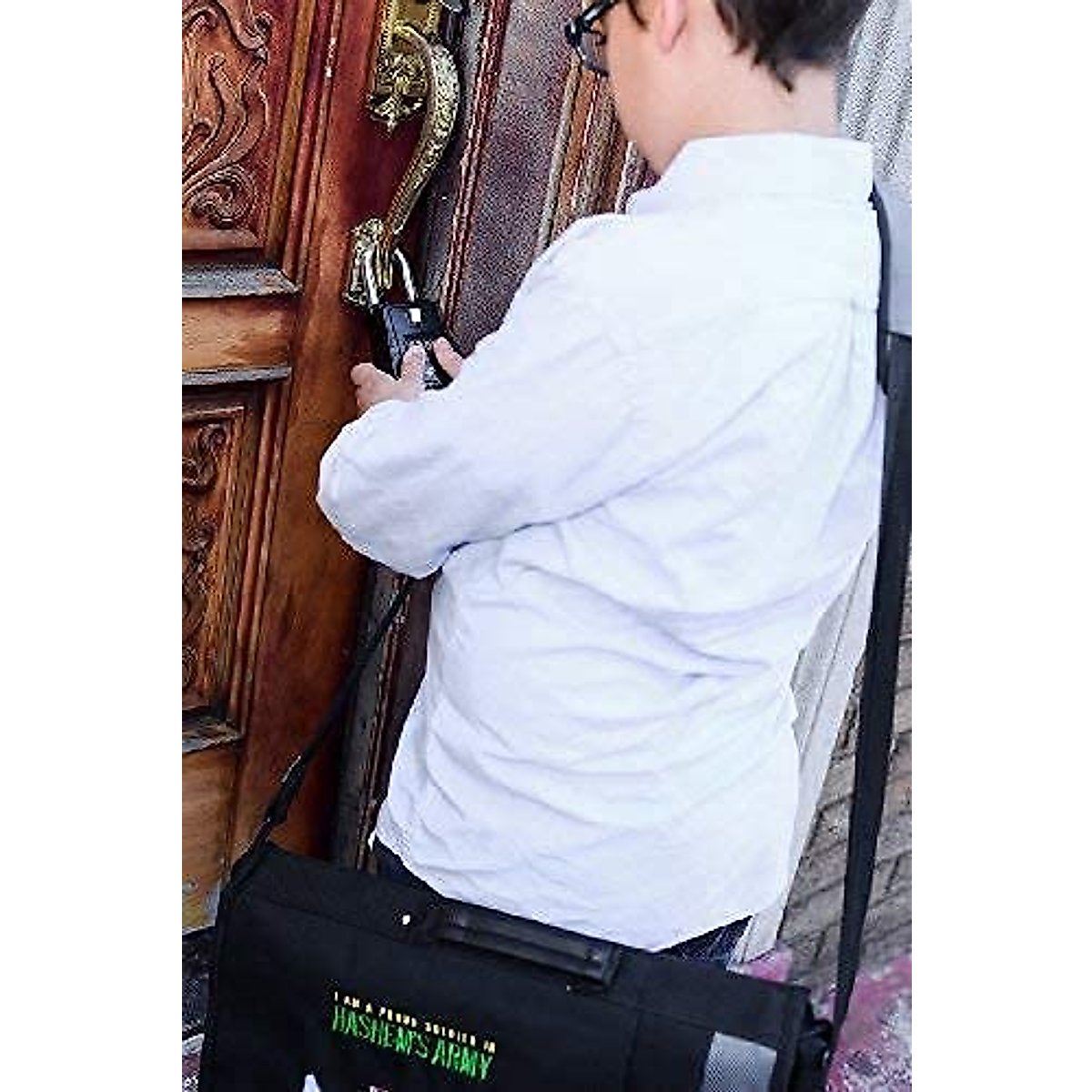 Lion Locks 1500 Key Storage Lockbox, Set-Your-Own Code Lock Portable Key Holder, Rust-Proof, Secure Outdoor Key Safe, Hide-a-Key Safe Box Lock Box, Airbnb, Construction (2-Pack/Black)