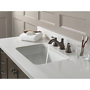 Delta Faucet Haywood Widespread Bathroom Faucet Chrome, Bathroom Faucet 3 Hole, Bathroom Sink Faucet, Drain Assembly, Chrome 35999LF