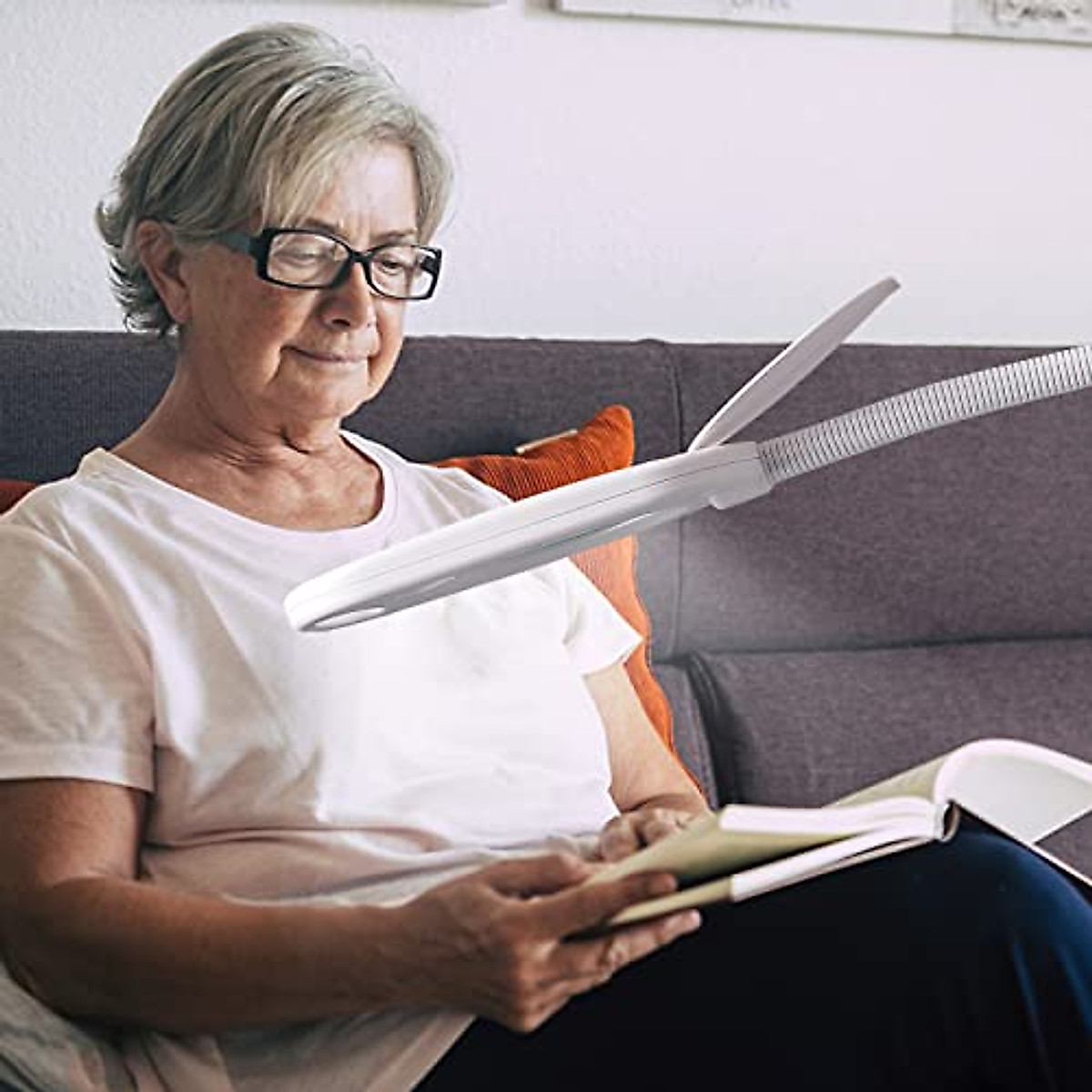 UMPOOL 2 in 1 Magnifying Floor Lamp 5X & Bright LED Floor Lamp Hand Free with Adjustable Gooseneck - Magnifier Daylight Work Light for Reading, Repair, Crafts, Sewing etc.(White)