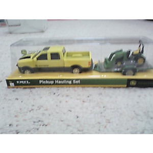 TOMY John Deere Big Farm Pick Up Set, Style May Vary