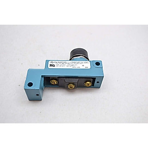 MICROSWITCH BZG1-2RN 600 V, 15 AMP, SPDT-1NO/1NC, Push Plunger, Limit Switch, Operating Force MAX 24O ZF