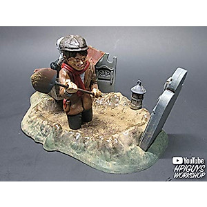 Polar Lights Disney Haunted Mansion: The Grave Robber's Demise/Grave Robbers Reward 1:12 Scale Diorama Model Kit with Moveable Parts