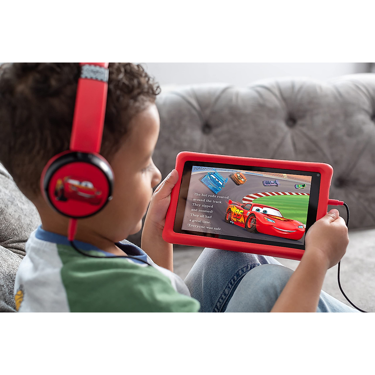 Pebble Gear Disney Pixar Cars Bundle - 7 Inch Children's Tablet with Bumper & Headphones, Parental Control, Blue Light Filter, 500+ Games, Apps, E-Books, 85 dB Volume Limiter