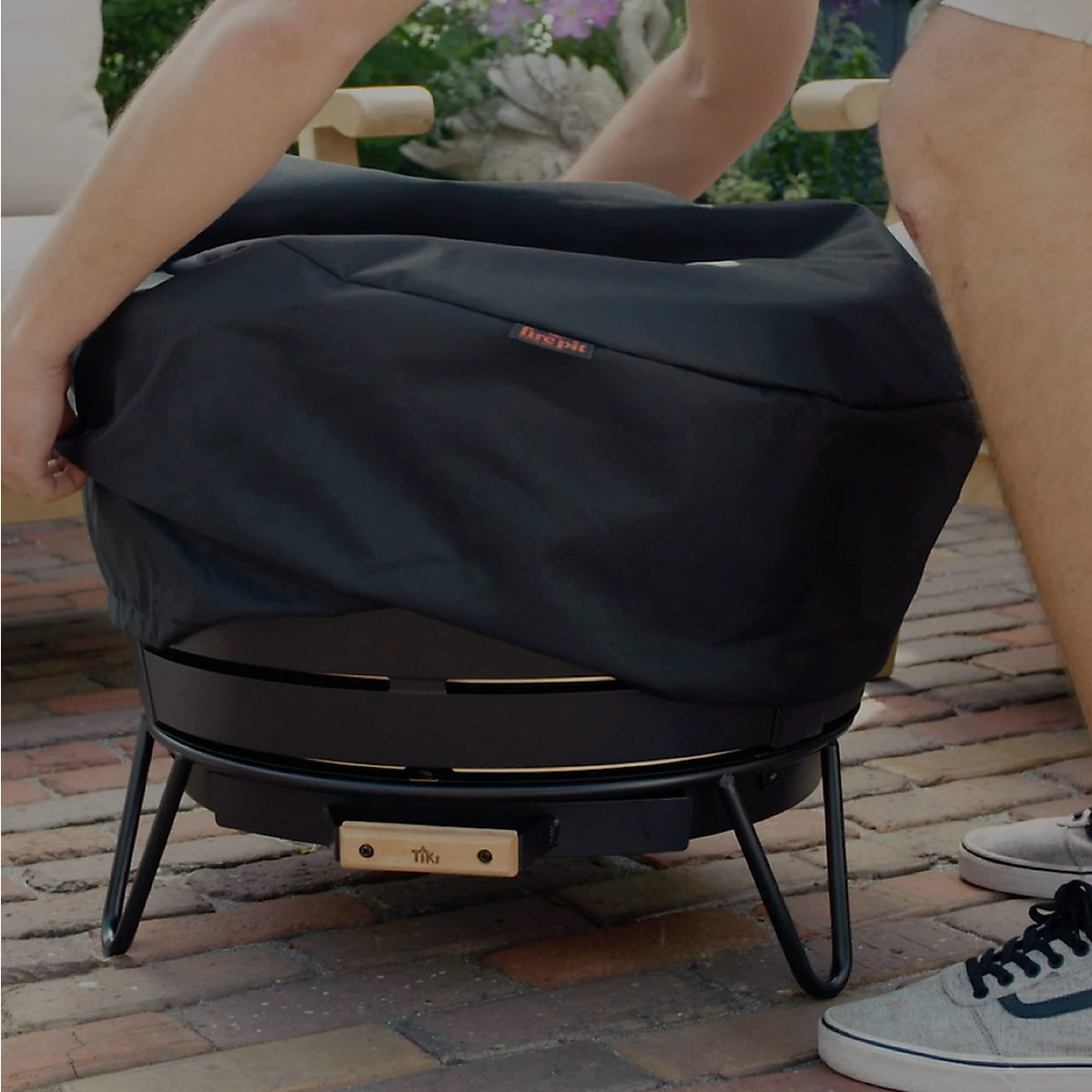 TIKI Brand Smokeless 24.75 in. Patio Fire Pit + TIKI Brand Fire Starter (20 Packs)