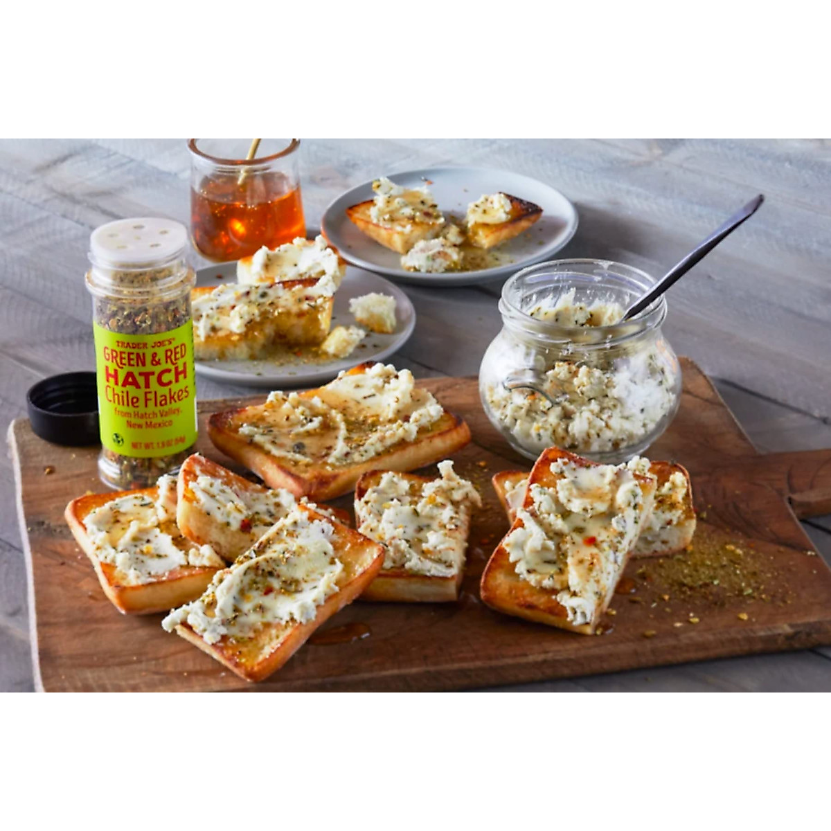 Trader Joe’s Green & Red HATCH Chile Flakes 1.9oz 54g (Two Bottles)