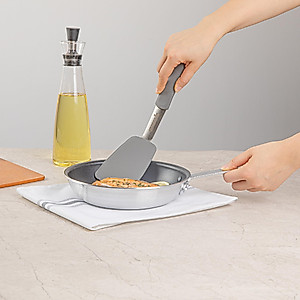 Restaurantware-Met Lux 9 Inch Fry Pan, 1 No-Stick Frying Pan - Induction-Ready, Triple-Riveted, Black Aluminum Cooking Skillet, Durable, For Searing, Sautéing, And Browning Food