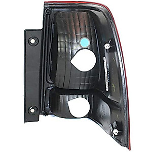 Evan Fischer Driver Side Tail Light Compatible with 2003-2006 Ford Expedition - FO2800166