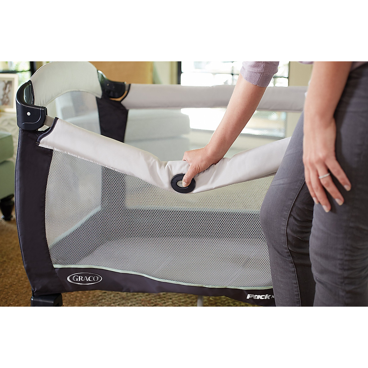 Graco Pack 'n Play Playard with Reversible Seat & Changer LX, Basin